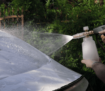 How to Use a Foam Cannon: A Beginner's Guide to Car Washing – AutoManiacs